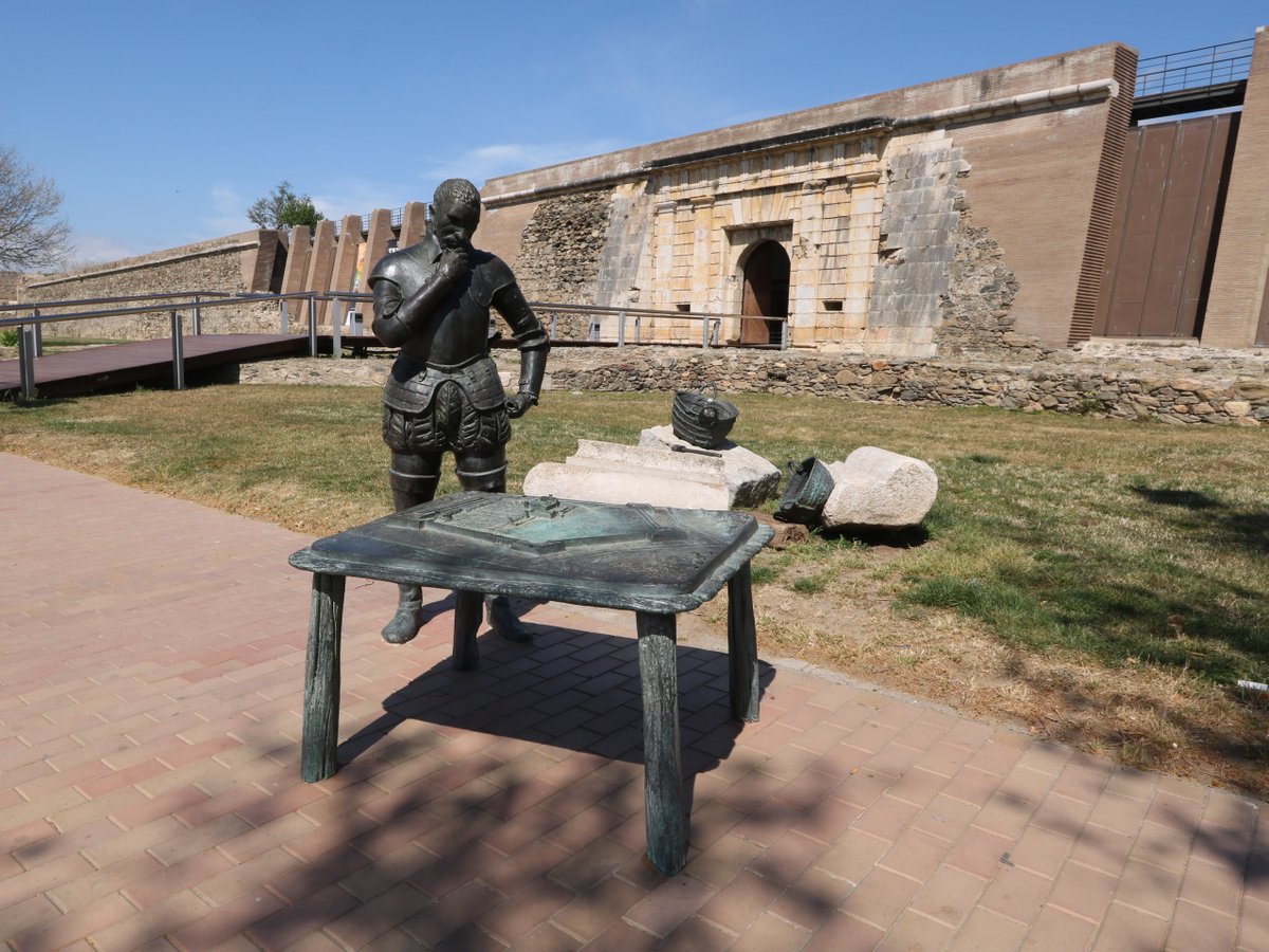 Citadel of Roses – Costa Brava Maniacs – Guide to Sights, Activities ...