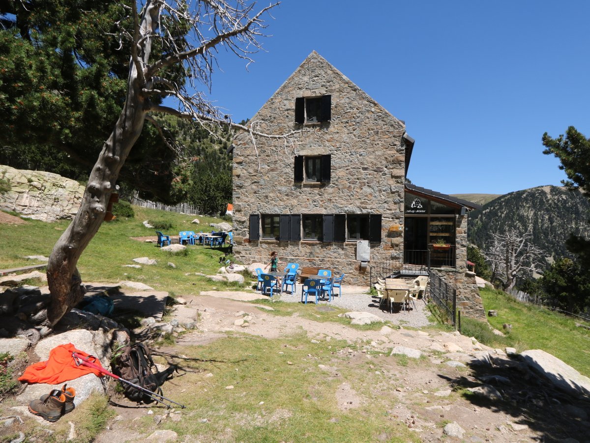 Ulldeter Refuge – Costa Brava Maniacs – Guide to Sights, Activities ...